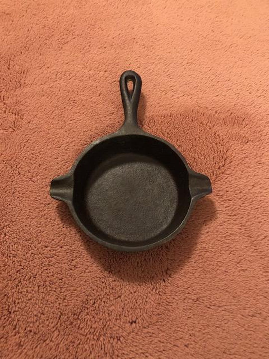 Antique Vintage Lodge 3 Cast Iron Skillet Advertising Ash Tray - Etsy