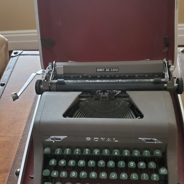 Royal Quiet De Luxe Typewriter Case - Etsy