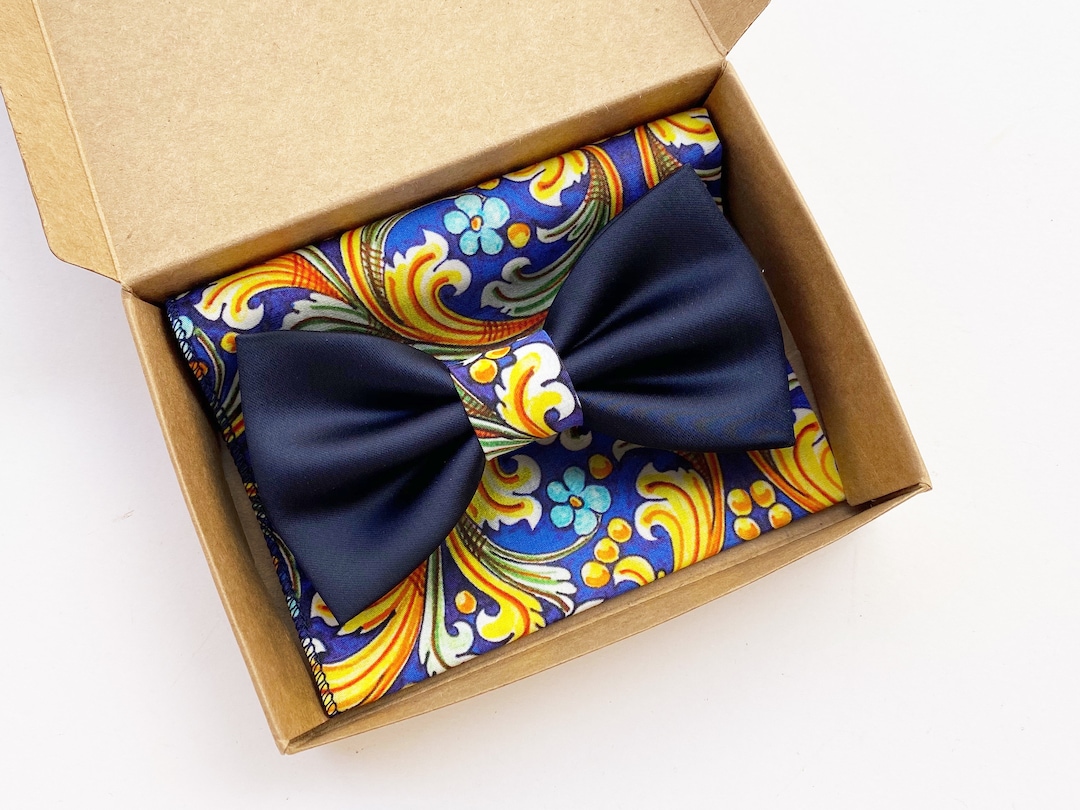 Papillon blu notte con nodo pattern maiolica siciliana e fazzoletto ...