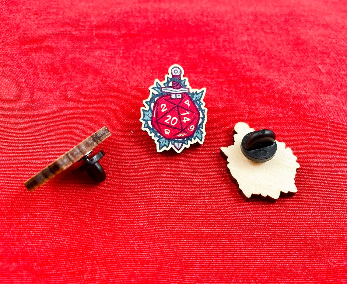 D20 1.25 Wooden Pin - Etsy