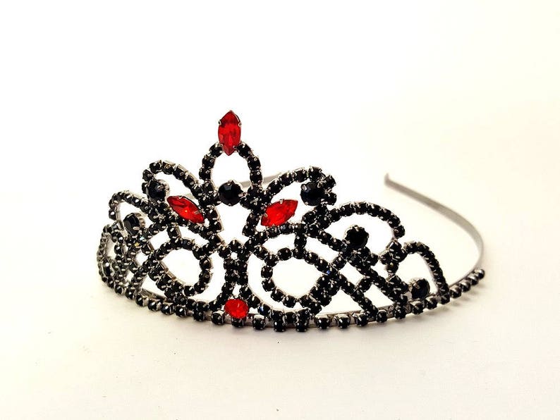 Queen of Heart Crown queen of Heart Tiara Queen of Heart - Etsy
