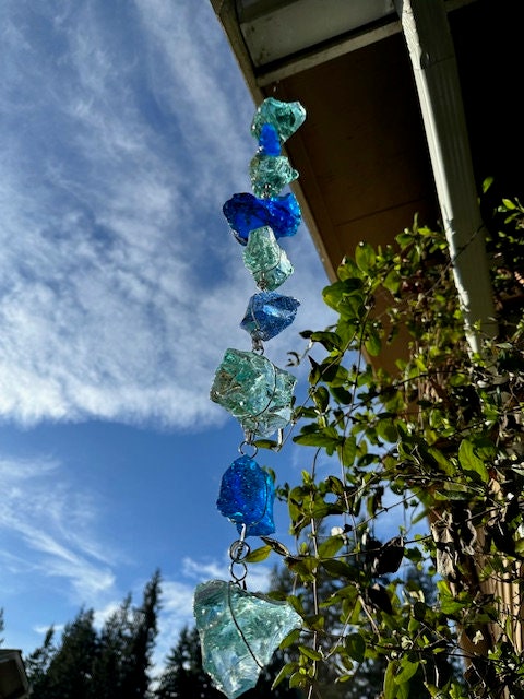 Gleaming Glass Hanging Glass Cullet Garden Sculpture/garland - Etsy