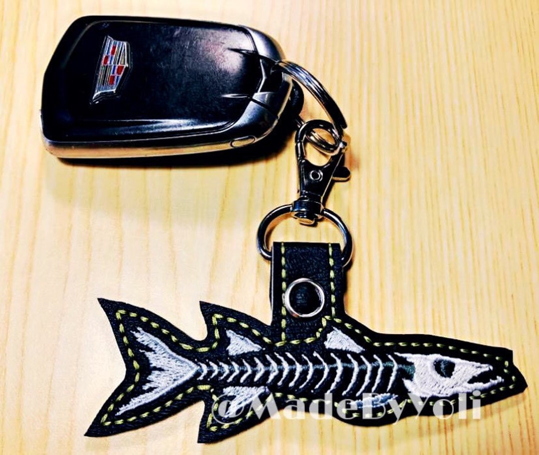 Barracuda Fish-bone Key Chain - Etsy