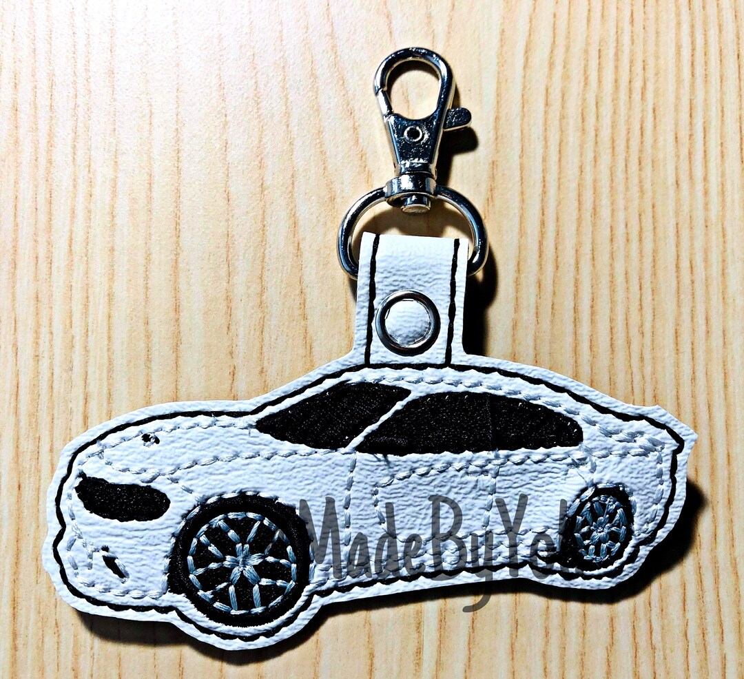 C Sport Car Keychain - Etsy