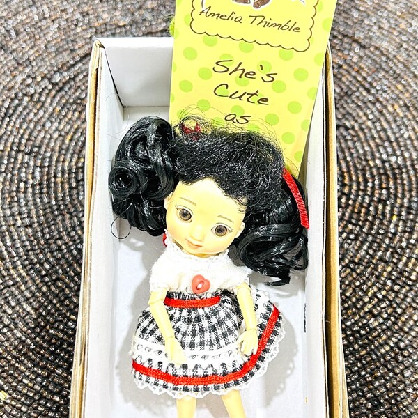 Amelia Thimble - Etsy