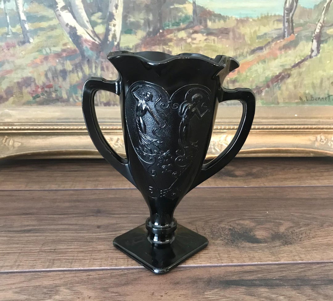 L.E. Smith Art Deco Black Amethyst Glass Trophy Style Vase, Vintage ...