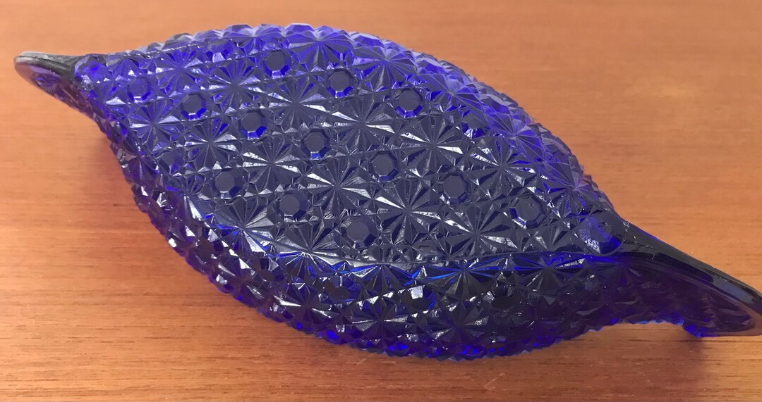 Vintage EAPG Cobalt Blue Glass Canoe Daisy & Button Pattern - Etsy