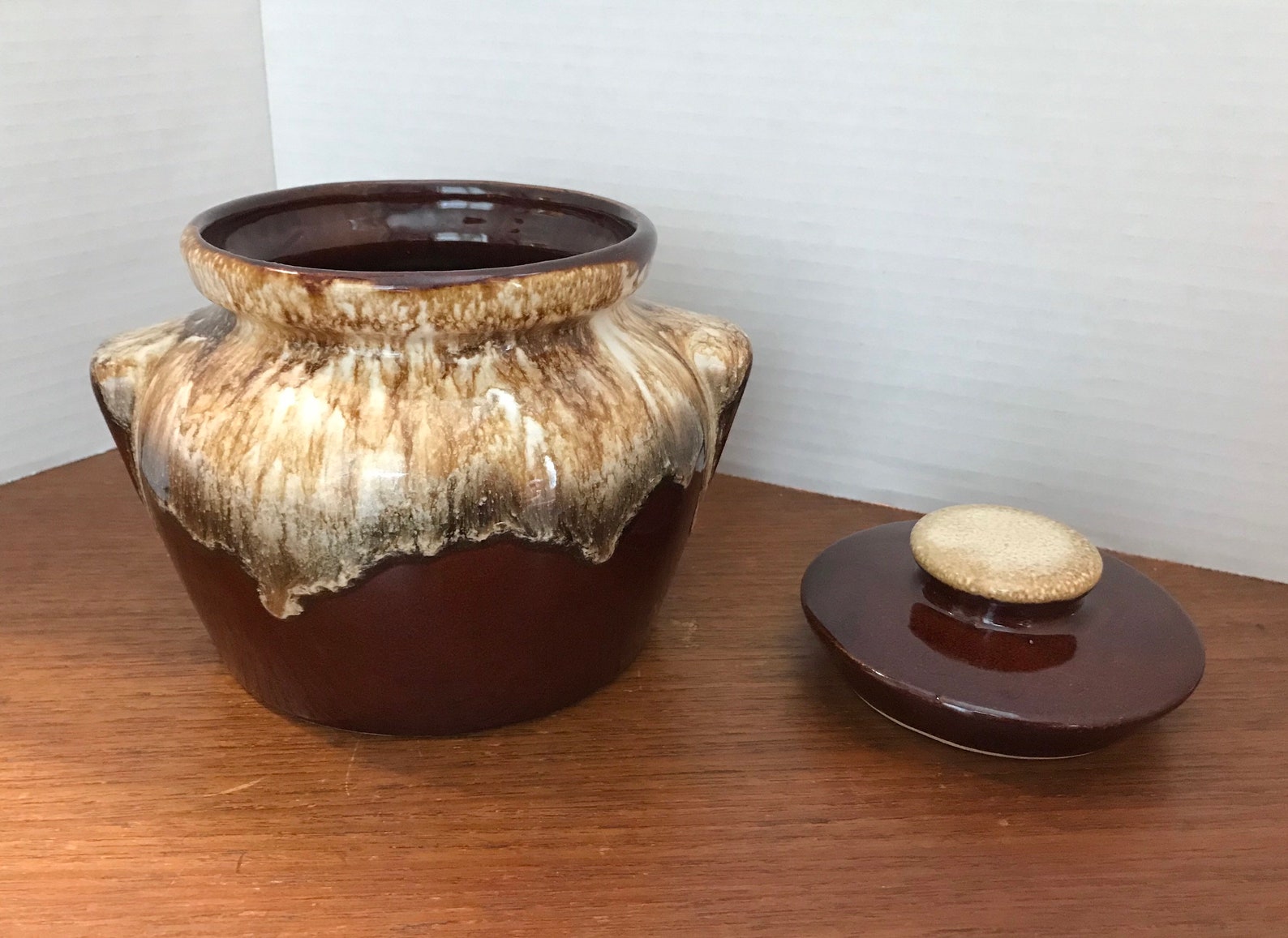 1970s Brown Off-white Drip Glaze Pottery Bean Pot Small 5.5 - Etsy Canada