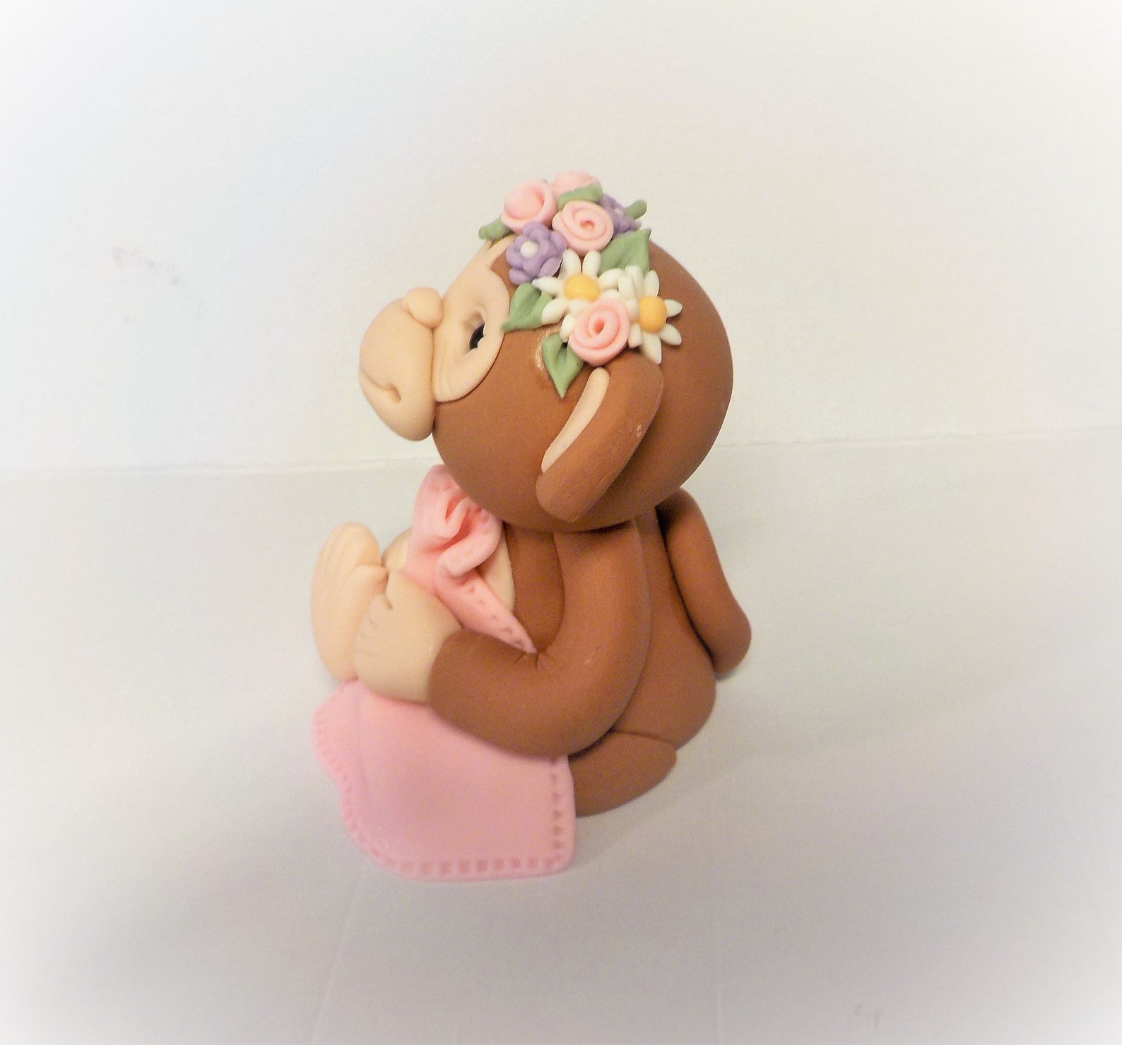 Fondant Monkey With Floral Headband and Blanket Animal Cake - Etsy