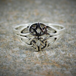 Sterling Silver Celtic Knot Ring / Celtic Ring / Endless Knot Ring ...