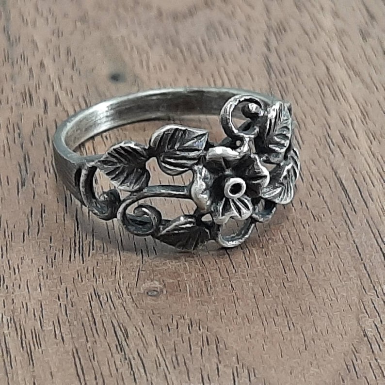 Sterling Silver Flower Ring Floral Ring With Vines Floral - Etsy