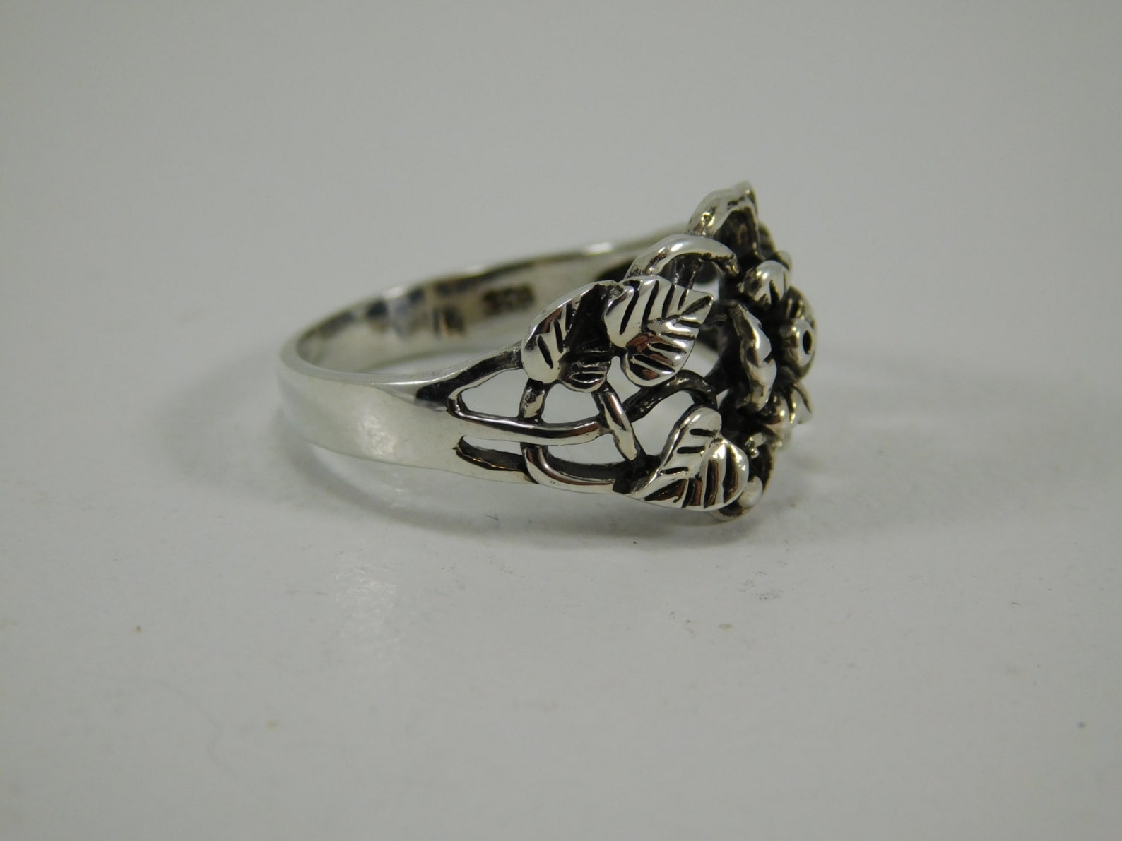 Sterling Silver Flower Ring, Floral Ring With Vines, Floral Band, - Etsy