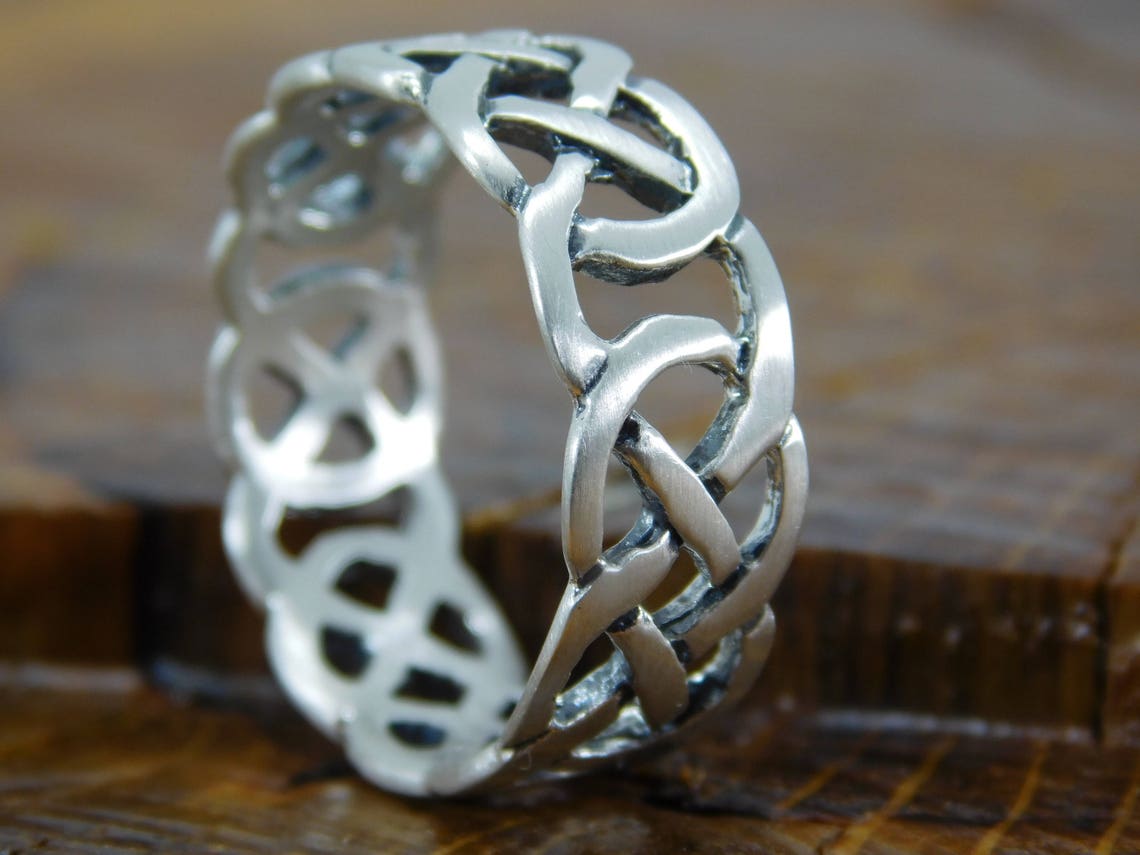Sterling Silver Endless Knot Ring / Mens Knot Ring / Celtic - Etsy