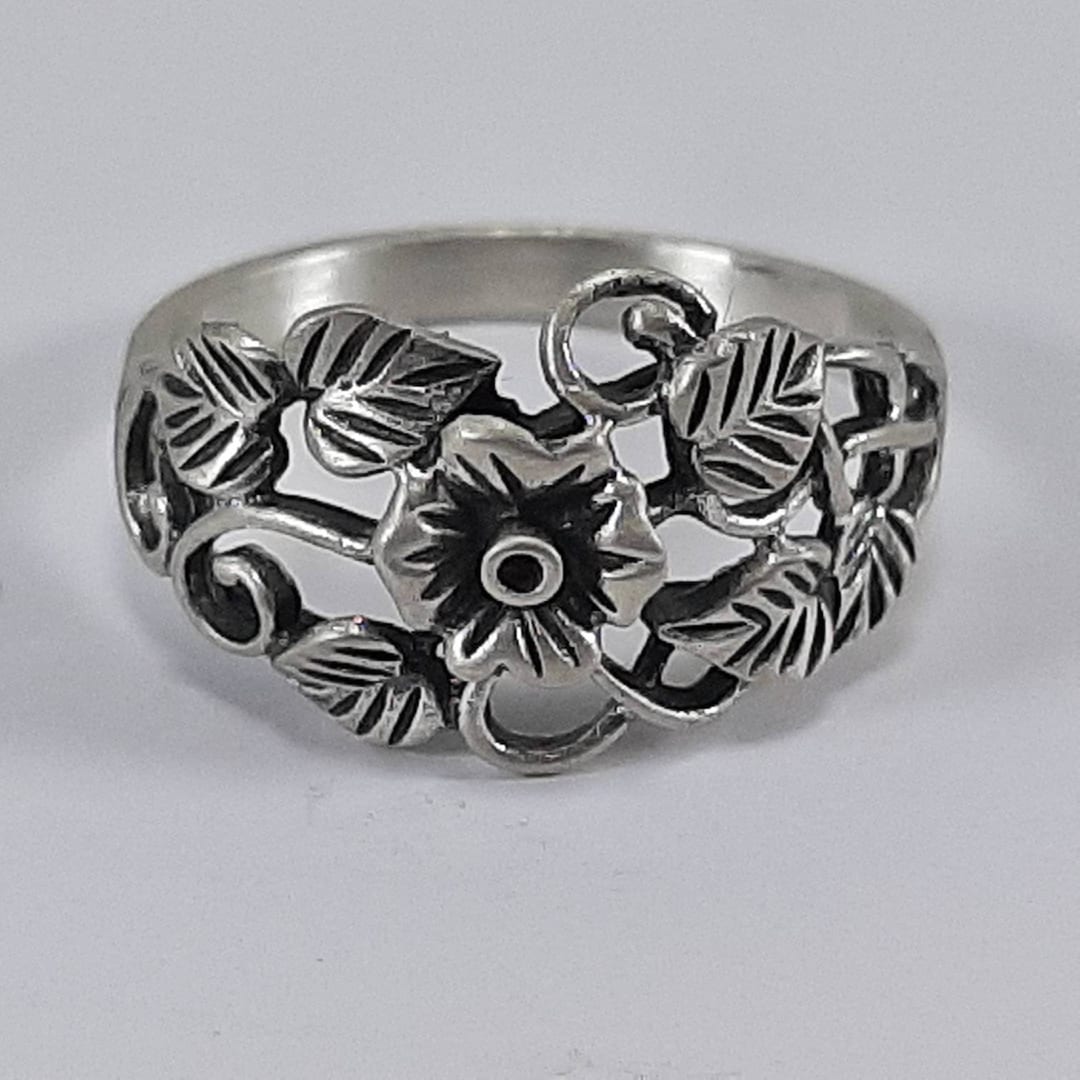 Sterling Silver Flower Ring, Floral Ring With Vines, Floral Band, - Etsy