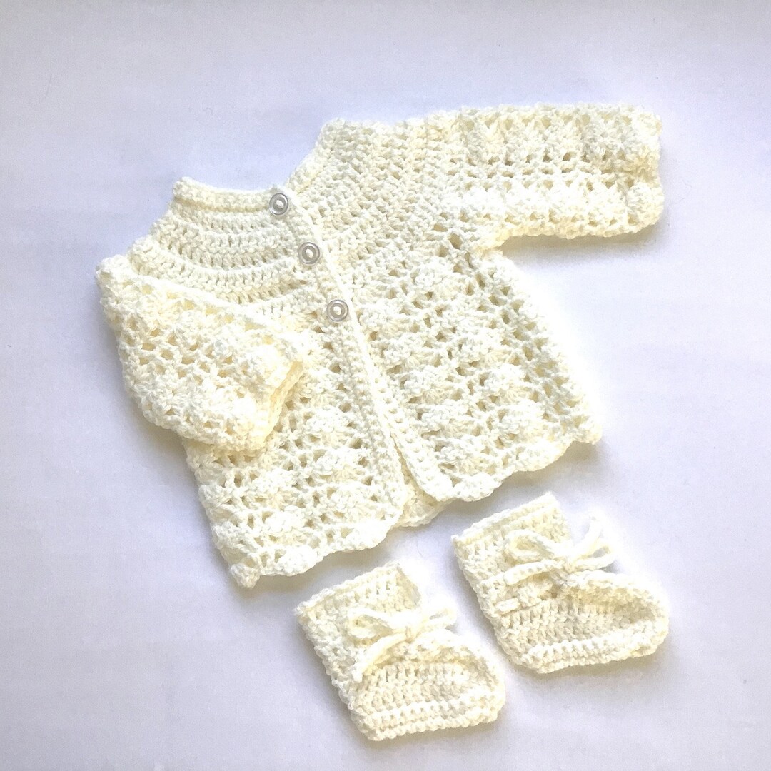 Abrigo de bebé recién nacido y botines Set amarillo de ganchillo para ...