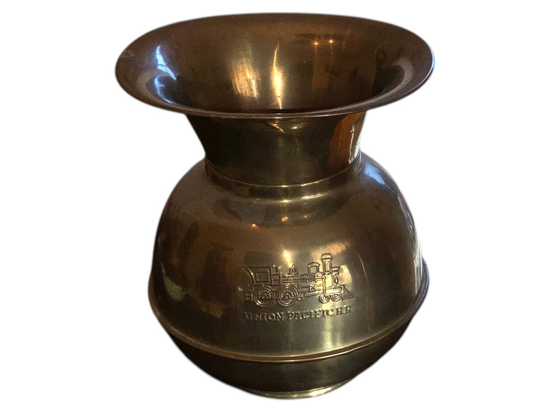 Vintage Union Pacific RR Railroad Brass Spittoon Cuspidor Train Engine ...