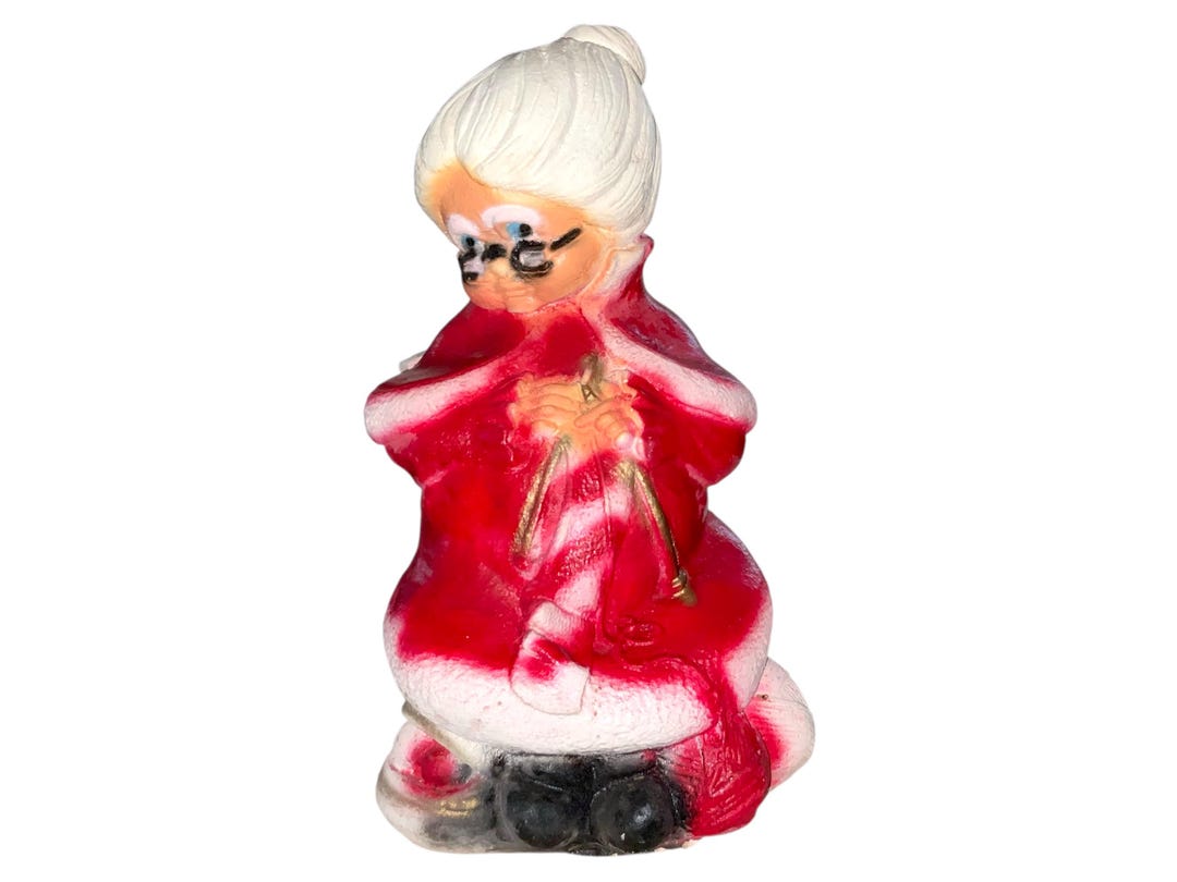 Vintage Large Mrs. Santa Clause Sitting in Chair Knitting List Chalk ...