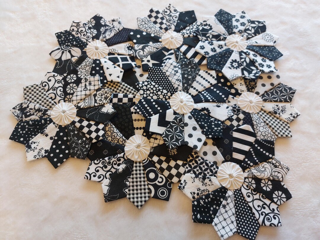 Beautiful Set of 12 Mini Dresden Plates for Quilting. Finished Edges ...