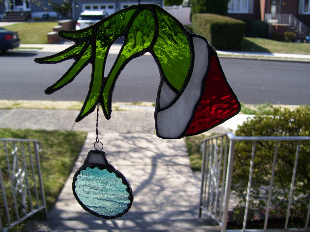 Stained Glass Grinch Hand Sun-catcher - Etsy