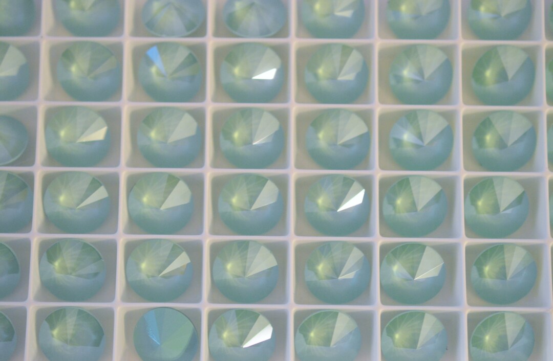 6 Pieces 12mm 1122 Mint Green Crystal Rivolis - Etsy