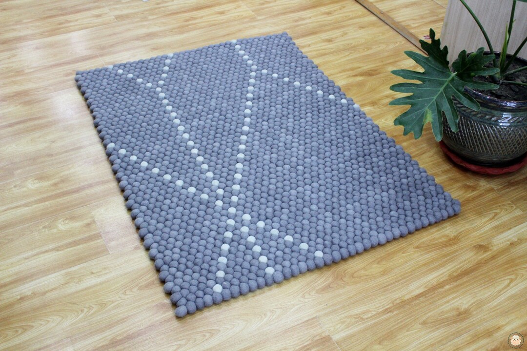 Square Felt Ball Pattern Rug Pom Pom Rug-felted Nursery Ball Rug ...