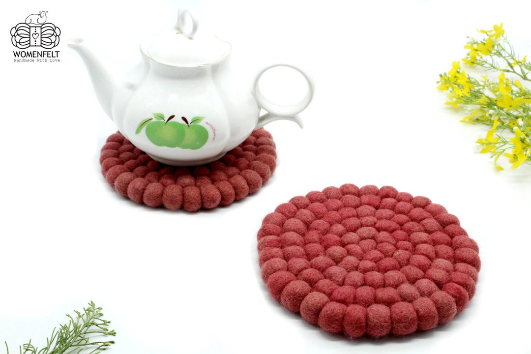Round Trivet, Pink Handmade Hot Pot Holder Wool Ball Trivet Sets for ...