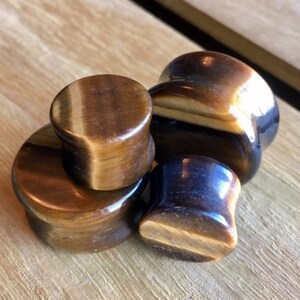 PAIR of Stunning Organic Tiger Eye Stone Plugs - Gauges 8g (3mm) to 1 ...
