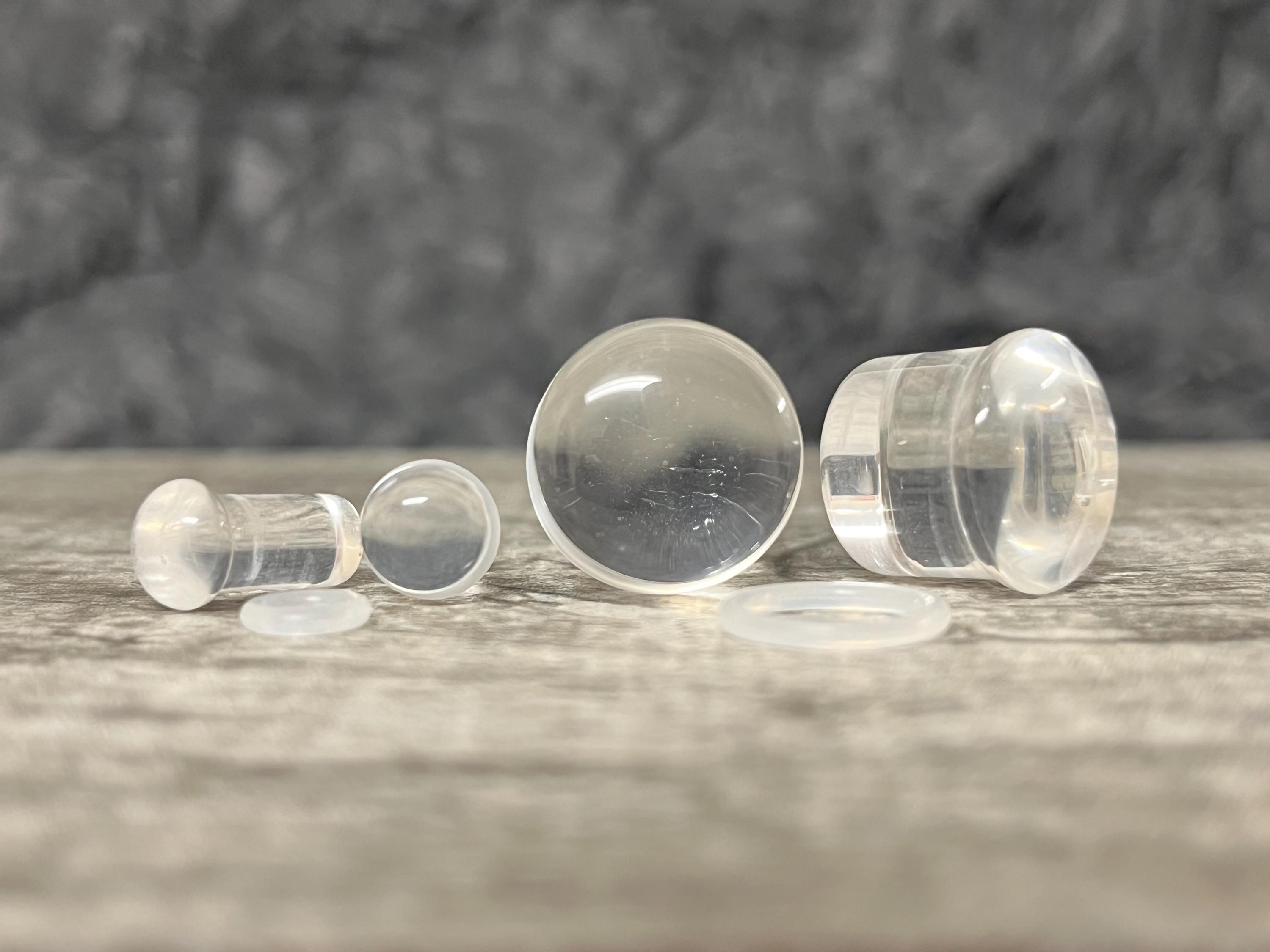 PAIR Clear Glass Single Flare Plugs Gauges Tunnels Earlets Body ...