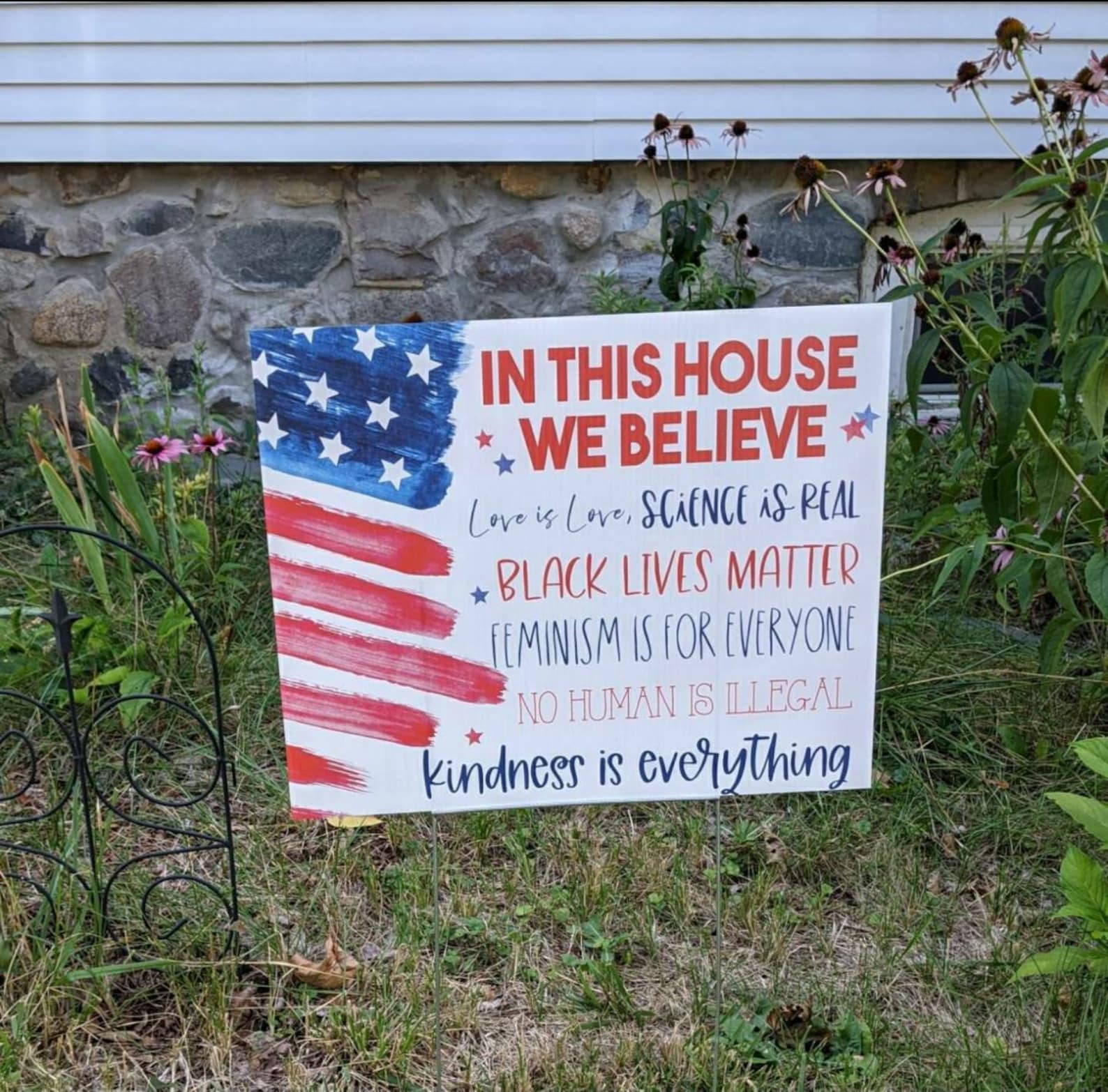 In This House Yard Sign in This House We Believe Patriotic - Etsy India