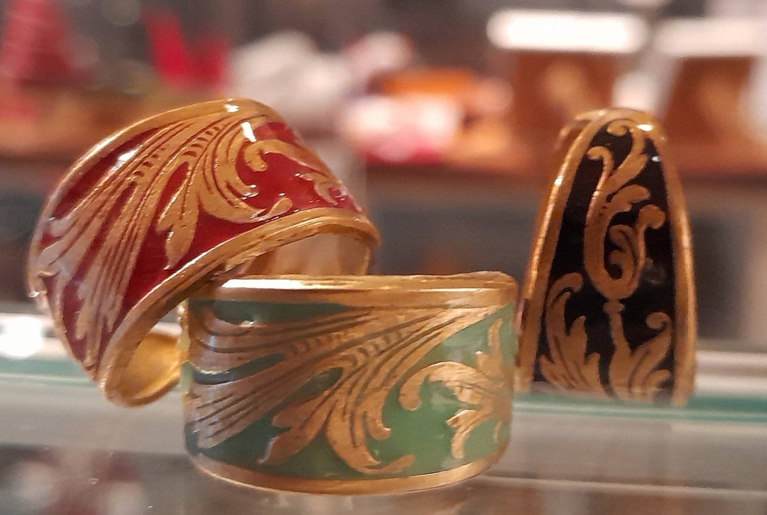 Ring With Tendril Motif in 3 Colors Enamel Adjustable Gold-colored ...
