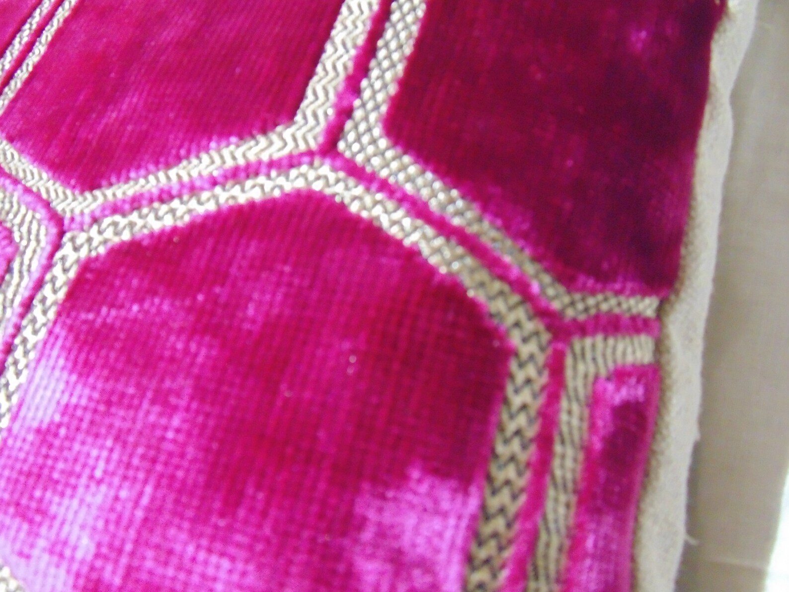 Designers Guild Fabric Manipur Fuchsia Cushion Cover / Pillow - Etsy