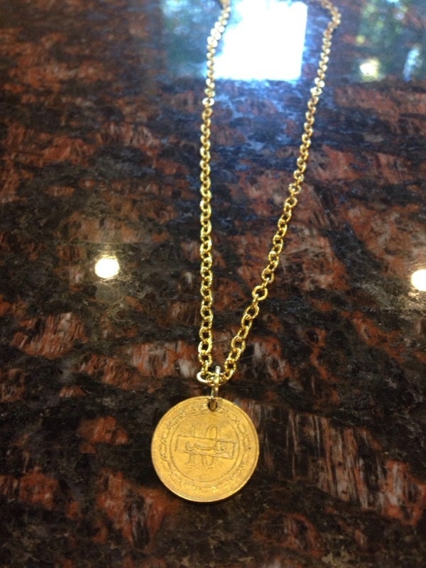 Bahrain 10 Fils Coin Necklace - Etsy