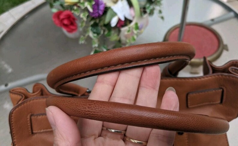 Auth Michael Kors Tan Hamilto East West Bisque Pebbled Leather Satchel ...