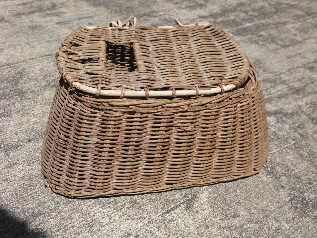Vintage Fishing Creel Hand Woven Wicker Condition Issues Due to Use ...
