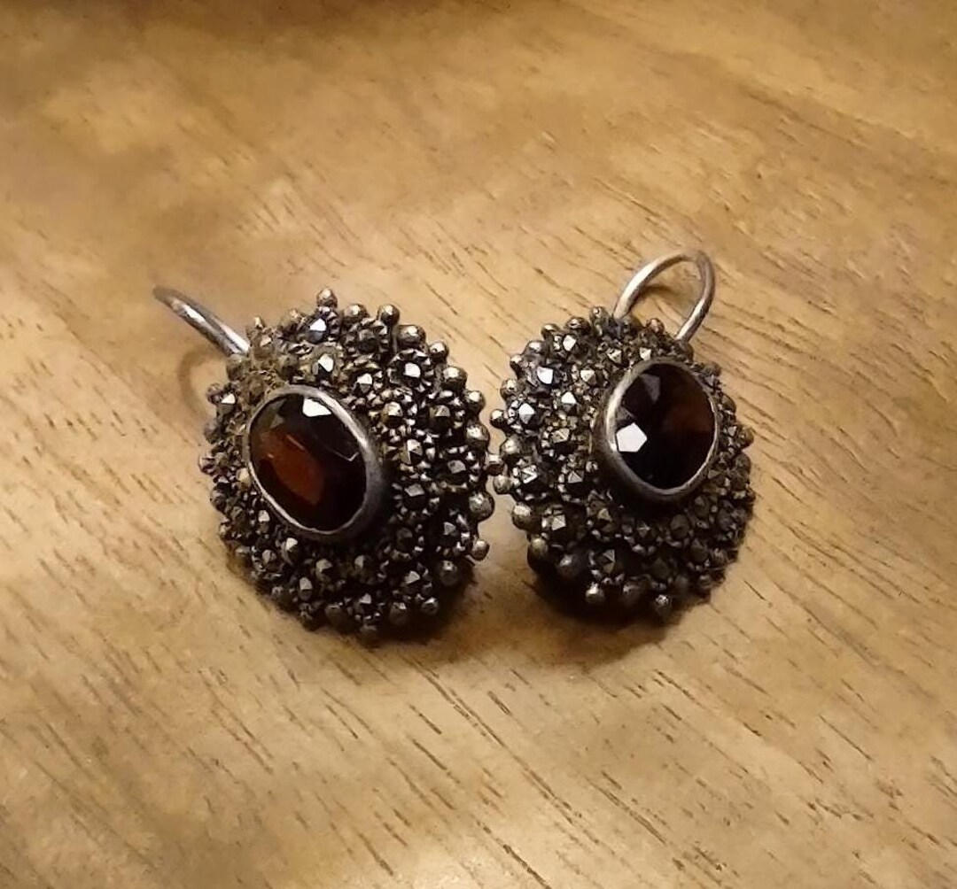 Exquisite Vintage Art Deco Sterling Mozambique Red Garnet and Marcasite ...
