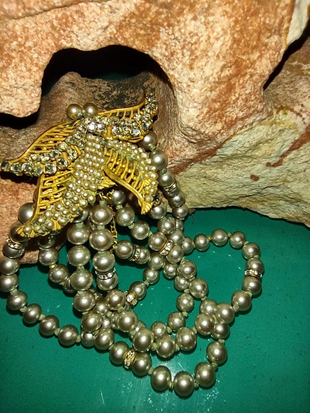 Vintage Miriam Haskell Signed ~ 2 Strand Faux Pearls W/ Feather Like ...