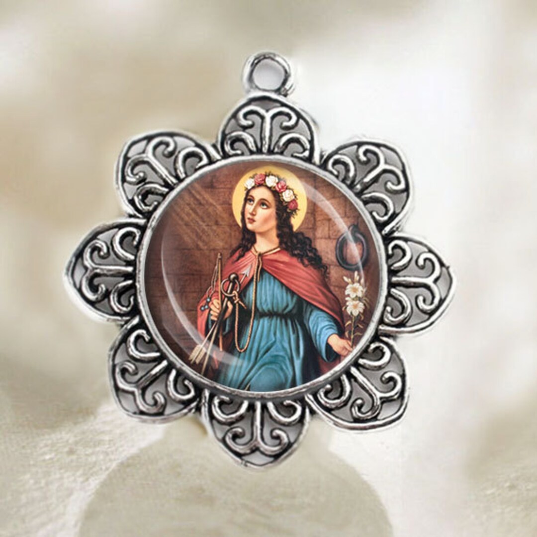 St Philomena Medal Catholic Christian Flower Shaped Silver Tone Jewelry ...