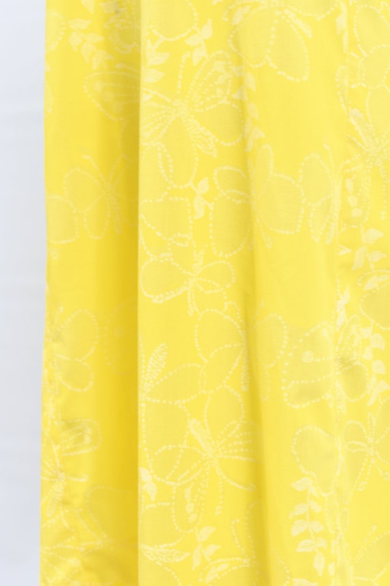 1960's Bright Yellow Butterfly Print Cotton Pointed C… - Gem