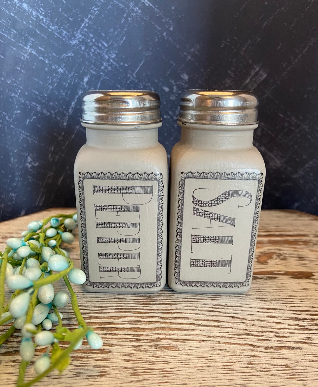 Rustic Salt and Pepper Shakers, Farmhouse Salt and Pepper Shakers ...