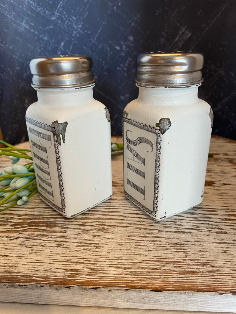 Rustic Salt and Pepper Shakers Farmhouse Salt and Pepper - Etsy