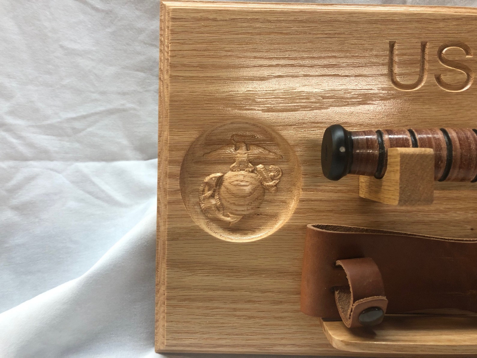 USMC Kabar Knife Display, Eagle Globe and Anchor Carving - Etsy