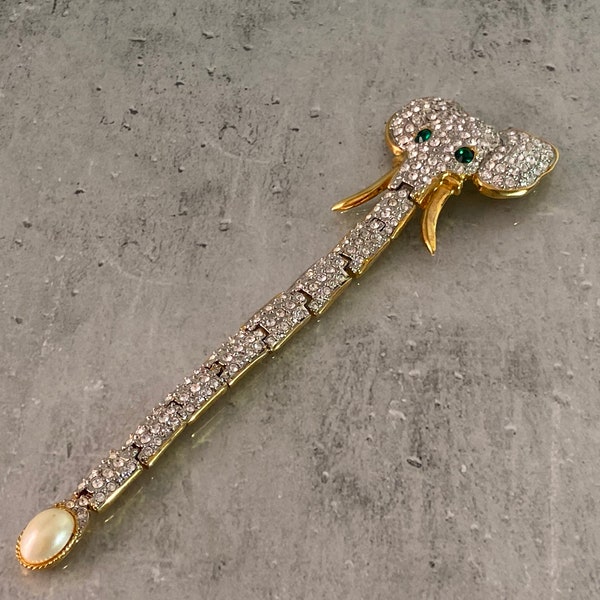 Elephant Brooch - Etsy