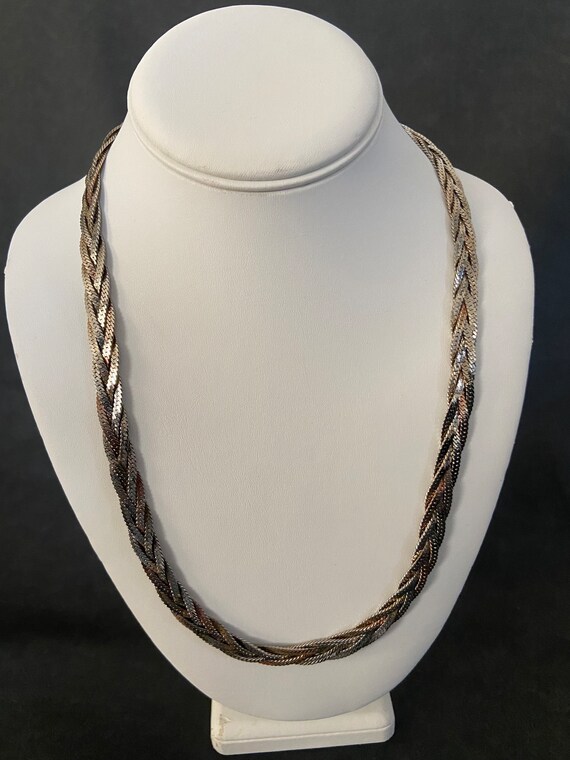 Silver tone chain necklace - Gem