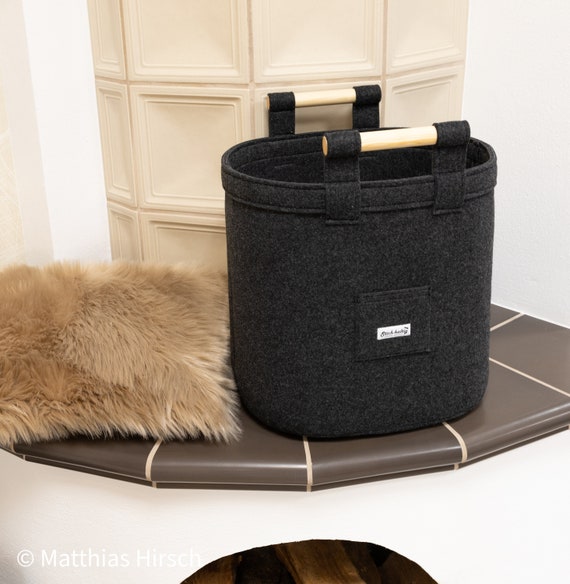 Holzkorb aus Filz mit Holzgriffen Ein Filzkorb für Kaminholz | Etsy