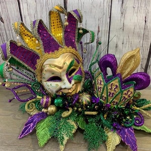 Mardi Gras Centerpiece Mardi Gras Elf Table Decor Table Arrangement ...