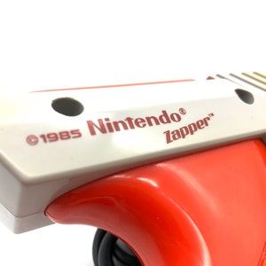 Nintendo Entertainment System NES Zapper 1985 NES-005, Original Duck ...