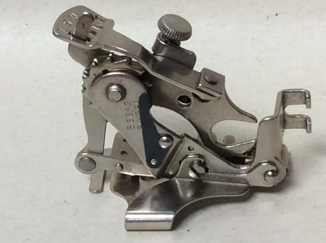 Vintage Singer 86642 Low Shank Ruffler Attachment for Featherweight - Etsy