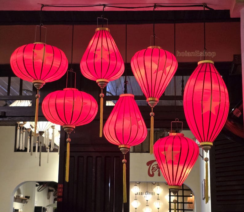 Red Vietnamese Silk Lanterns (set of 8): Restaurant Wedding Decor, 20 ...