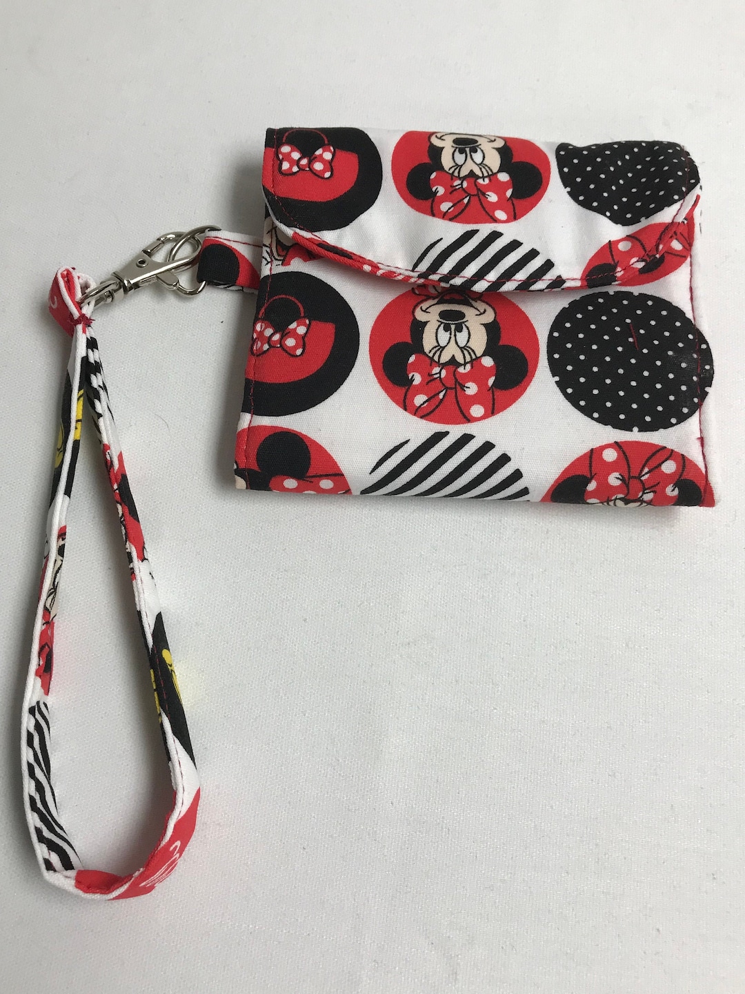 Minnie Mouse Tri-fold Wrist Wallet - Etsy