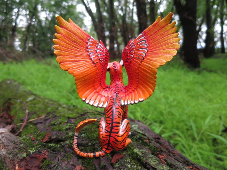 Artistic Model 3D Print Griffin Gryphon Figure Hand Painted Sculpture ...